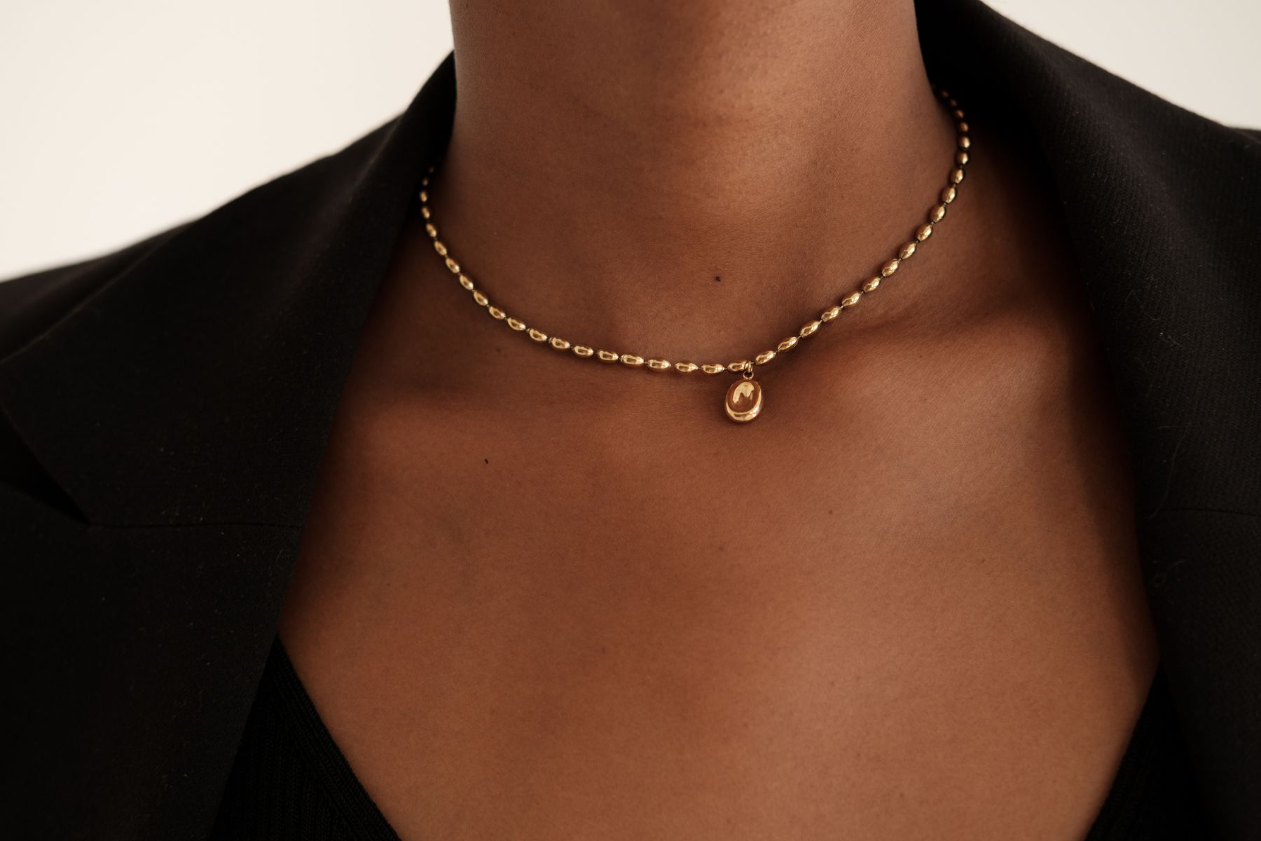 Quels sont les différents types de colliers et comment les porter